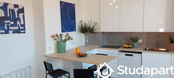 Appartement à louer - Bordeaux Sud - 1 pièce - 3 chambres