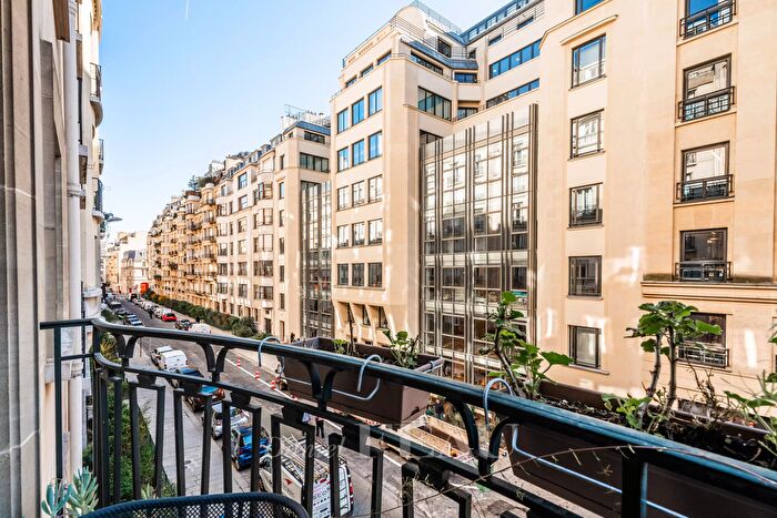 Appartement à vendre - Paris e , Champ de Mars - 4 pièces - 2 chambres