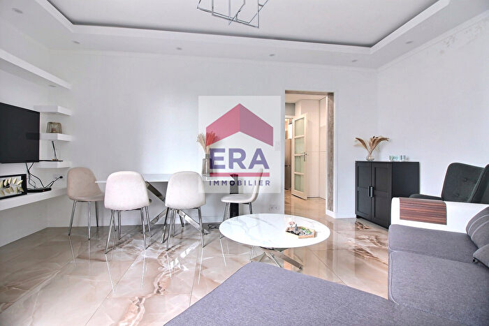 Appartement 3 pièces à Saint-Ouen, Centre-ville, à vendre