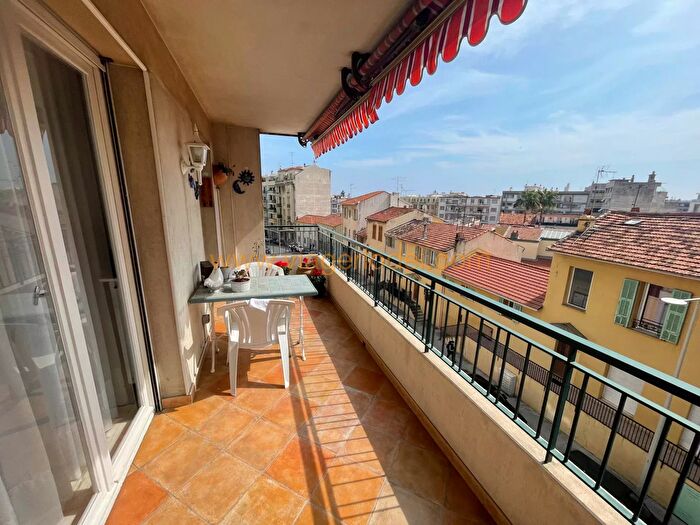 Appartement 3 pièces à Nice, Gambetta, à vendre