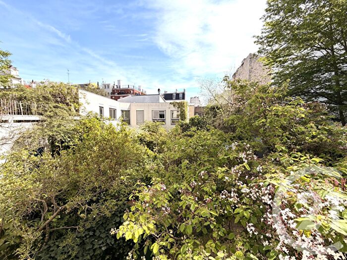 Appartement 3 pièces à vendre à Paris 18ème, Barbès, Château Rouge