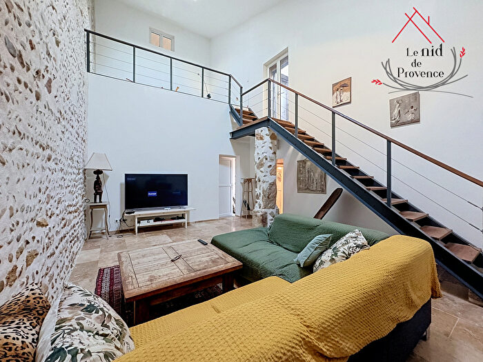 Violès : Maison 6 pièces à vendre
