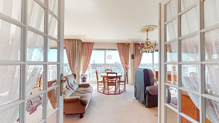 Appartement à vendre - Lorient, Centre-ville - 5 pièces - 3 chambres