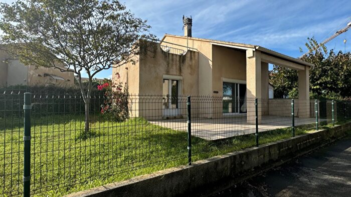 Maison à vendre - Cervione - 3 pièces - 2 chambres