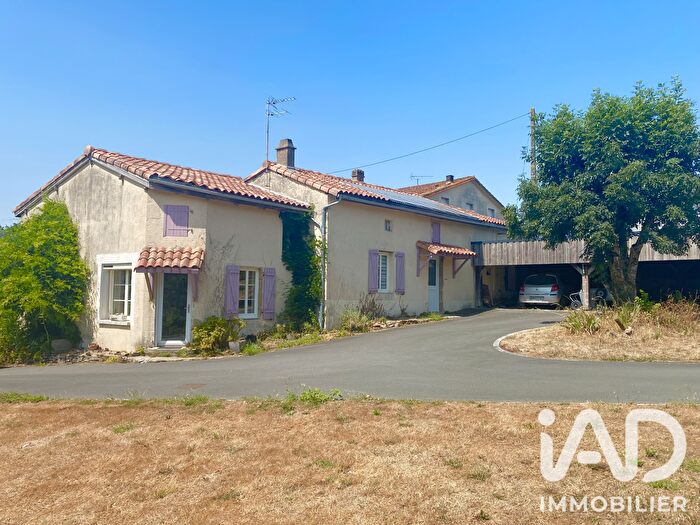 Maison 6 pièces à vendre à Courlay