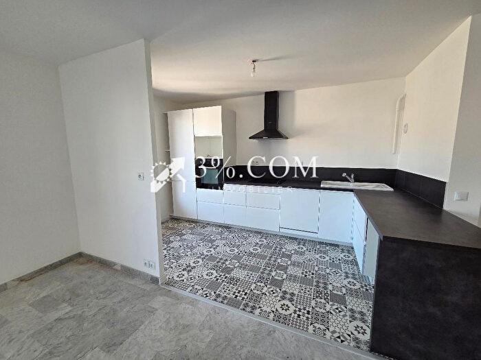 Appartement à louer - Marseille e , Mazargues - 3 pièces - 2 chambres