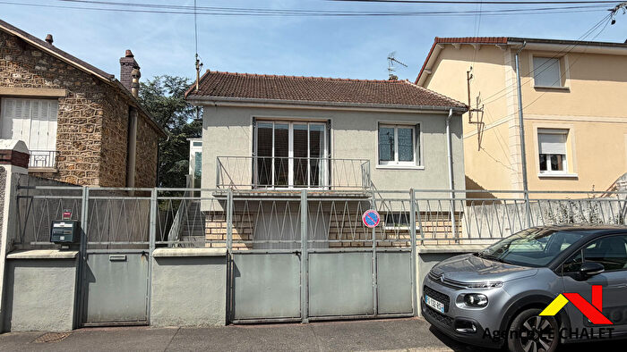 Maison 4 pièces à vendre à Villeneuve-le-Roi, Bord de l'Eau