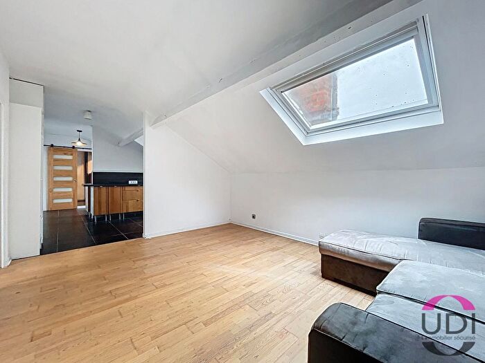 Appartement à vendre - Corbeil-Essonnes, Centre-ville - 3 pièces - 2 chambres