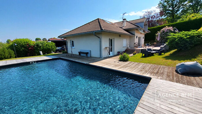 Maison 6 pièces à louer - Quintal