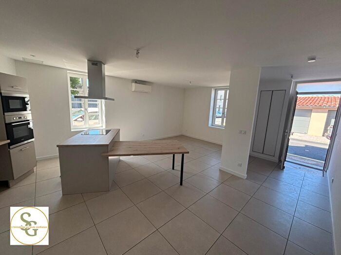 Maison à louer - Castres, Lameilhe - 5 pièces - 3 chambres