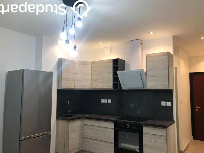 Berriat-Ampere, Grenoble : Appartement 3 pièces à louer