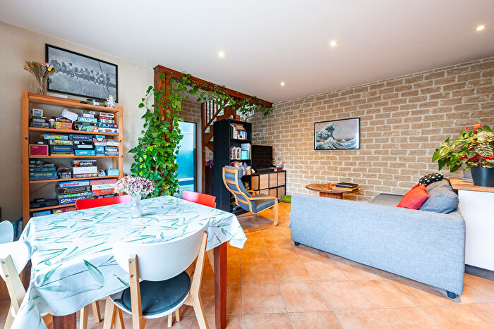 Maison à vendre - Noisy-le-Grand, Centre-ville - 3 pièces - 2 chambres