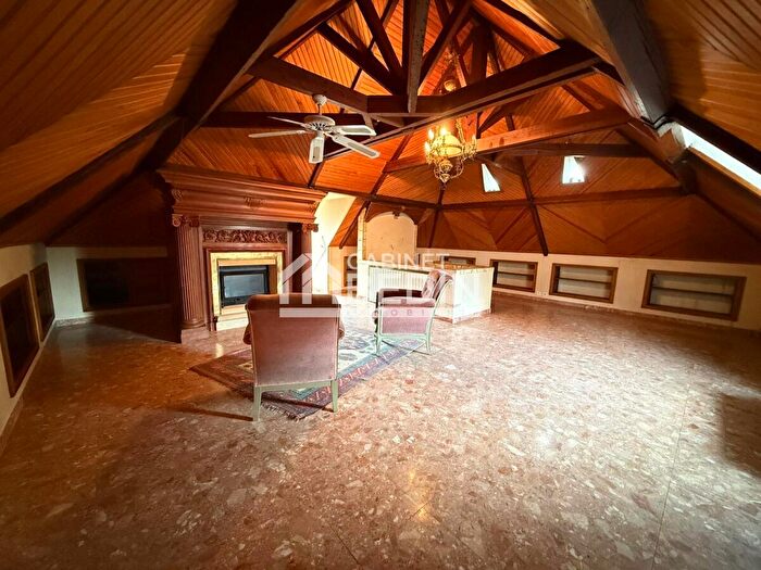 Maison à vendre - Arcachon, Centre-ville, La Chapelle, Gare - 2 pièces - 1 chambre