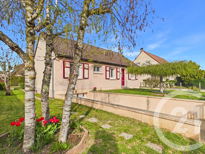 Maison à vendre - Luisant - 5 pièces - 3 chambres