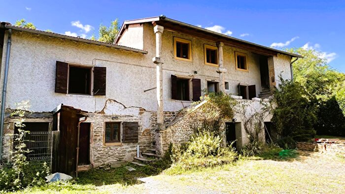 Maison à vendre - La Tour-de-Salvagny - 6 pièces - 4 chambres