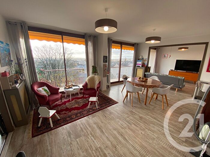 Appartement 4 pièces à Le Mans, Malpalu, à louer