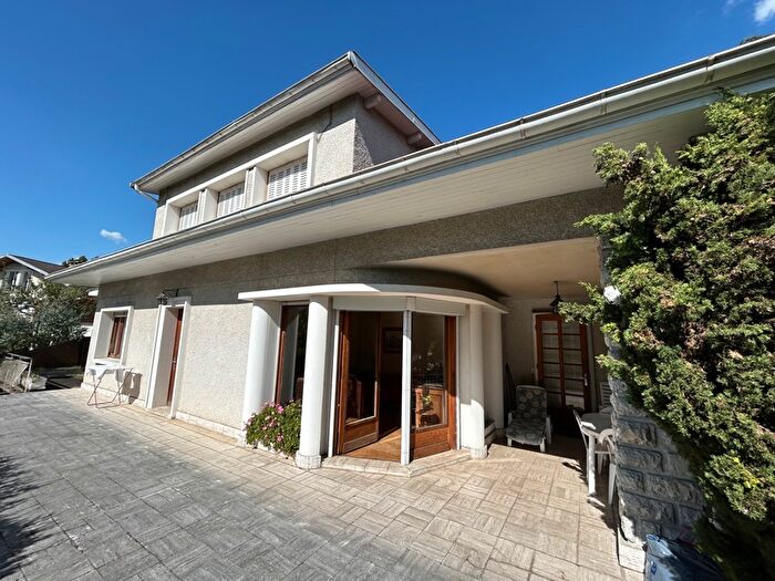 Maison à vendre - Aix-les-Bains, Est - 6 pièces - 4 chambres