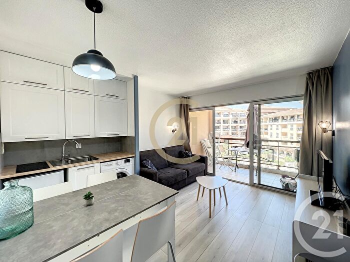 Appartement 2 pièces à louer - Cannes, Bocca Sud