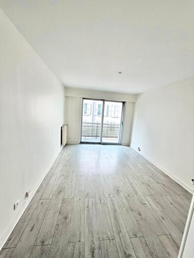 Appartement à louer - Charenton-le-Pont - 3 pièces - 2 chambres