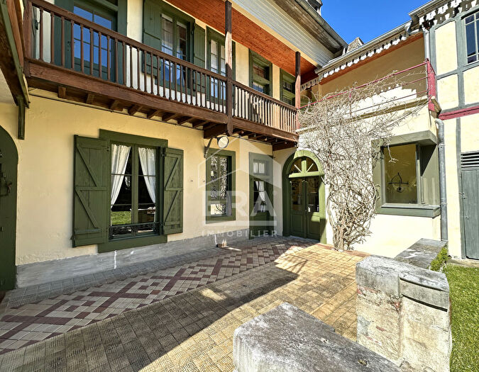 Maison à vendre - Tarbes, Sainte-Anne - 7 pièces - 5 chambres