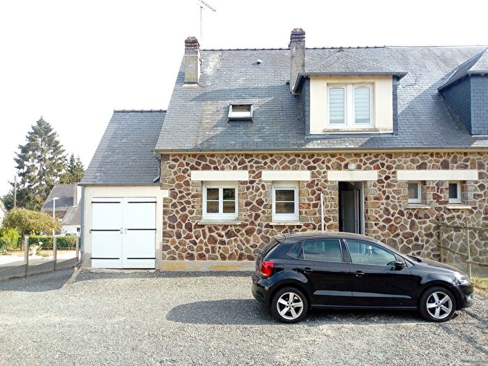 Maison à louer - Villaines-la-Juhel - 4 pièces - 2 chambres