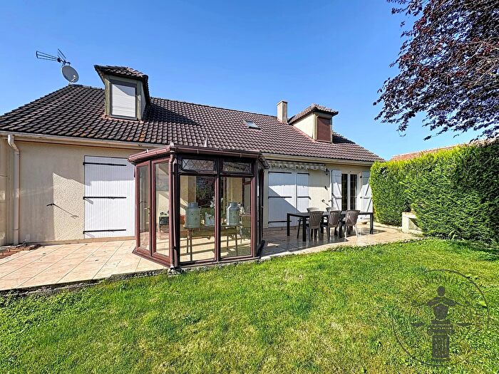Auneau : Maison 6 pièces à vendre