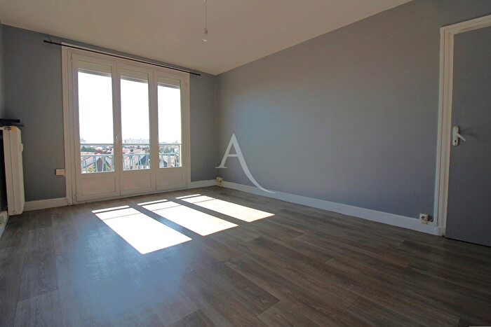 Appartement à vendre - Chalon-sur-Saône, Saint-Jean des Vignes - 3 pièces - 2 chambres