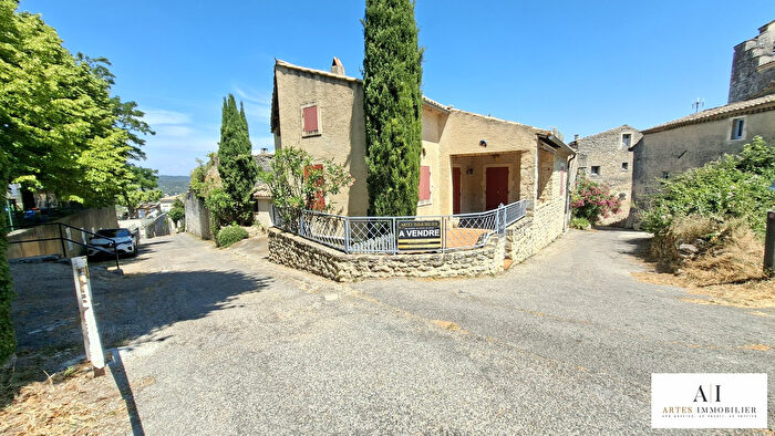 Maison à vendre - Saint-Restitut - 4 pièces - 3 chambres