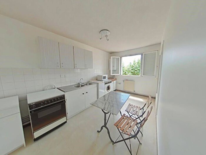 Appartement 3 pièces à louer à Centre-Historique, Romans-sur-Isère