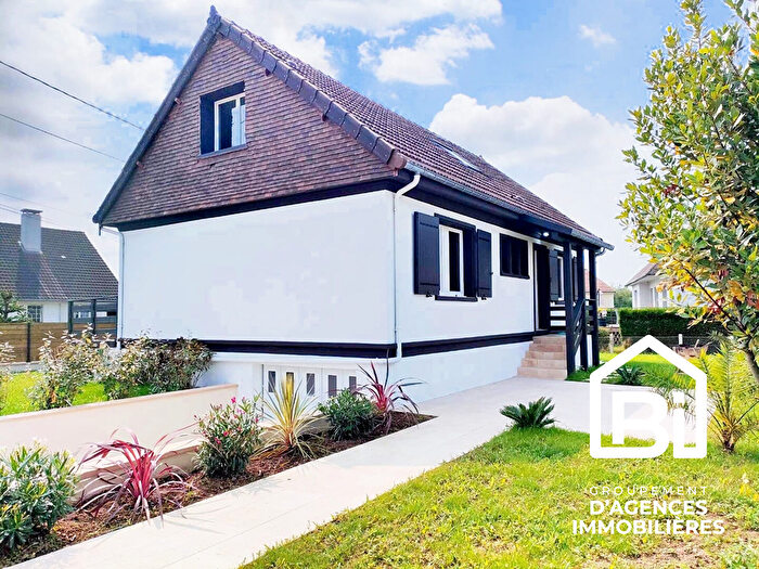 Maison à vendre - Saint-Gatien-des-Bois - 6 pièces - 4 chambres