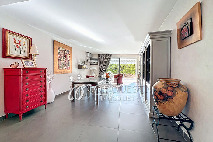 Appartement à vendre - Antibes, Juan-les-Pins, Le Cap - 4 pièces - 2 chambres