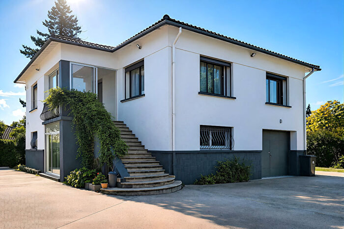 Maison à vendre - Saint-Nicolas-de-la-Grave - 6 pièces - 5 chambres