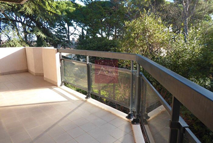 Appartement à louer - Les Cévennes, Clementville, Montpellier - 4 pièces - 3 chambres