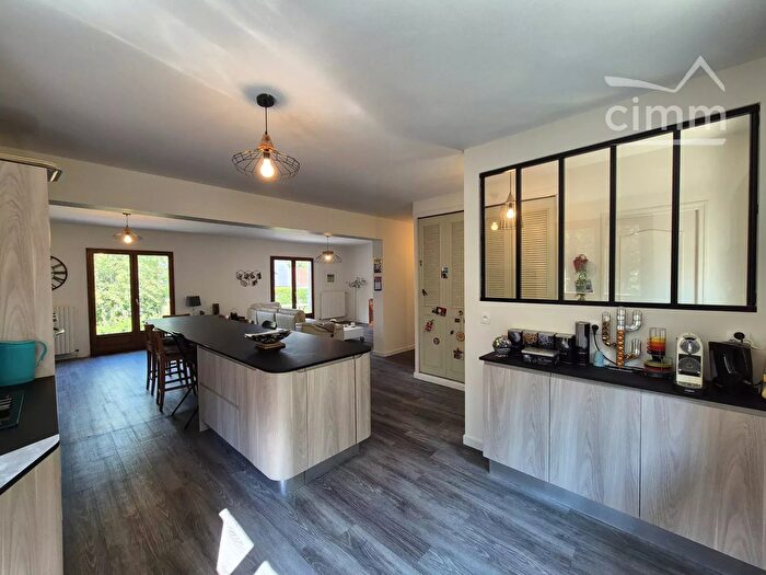 Maison à vendre - Mont-près-Chambord - 6 pièces - 5 chambres