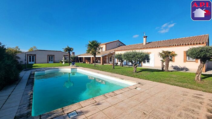 Maison à vendre - Auterive - 10 pièces - 8 chambres