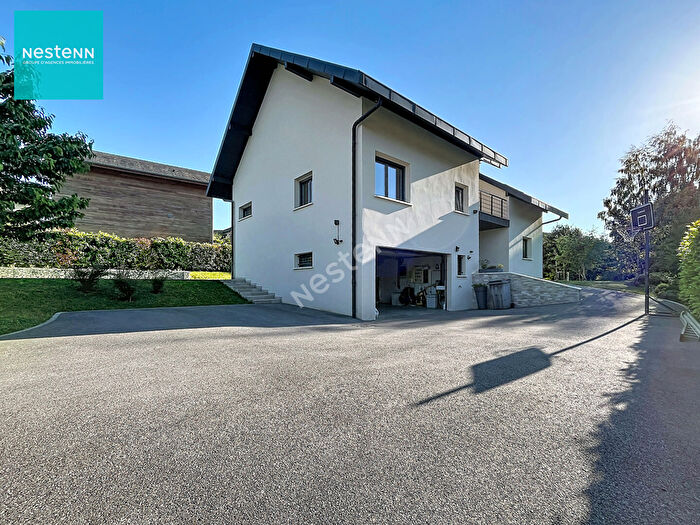 Maison 6 pièces à Metz-Tessy, à vendre