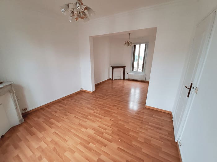 Vauban-Colonel Fabien, Livry-Gargan - Maison 4 pièces à louer