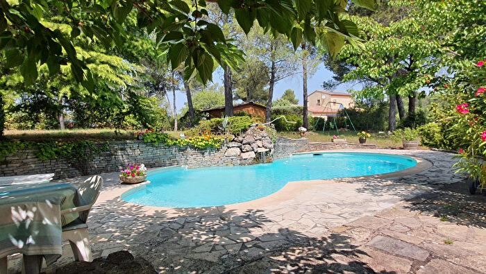 Maison à vendre - Saint-Clément-de-Rivière - 5 pièces - 4 chambres