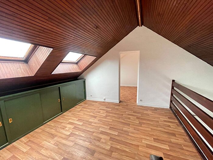 Appartement 2 pièces à louer à Faubourg dIsle-Neuville, Saint-Quentin