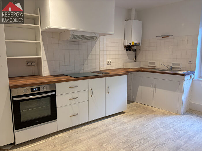 Appartement à louer - Mazamet - 3 pièces - 2 chambres