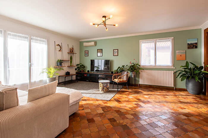 Maison à vendre - Aire-sur-lAdour - 7 pièces - 6 chambres