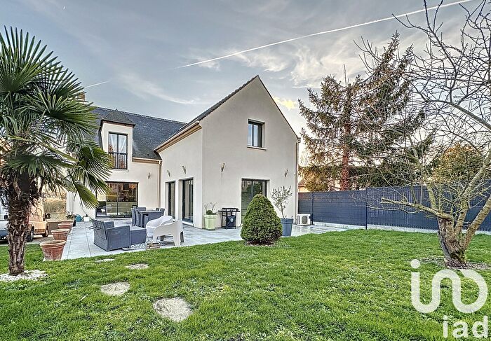 Maison à vendre - Grisy-Suisnes - 7 pièces - 6 chambres