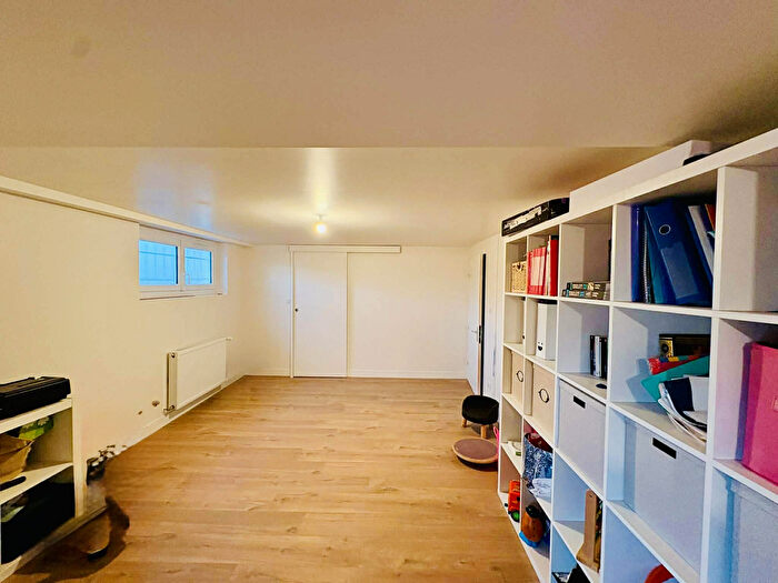 Maison à vendre - Montaigu - 7 pièces - 5 chambres