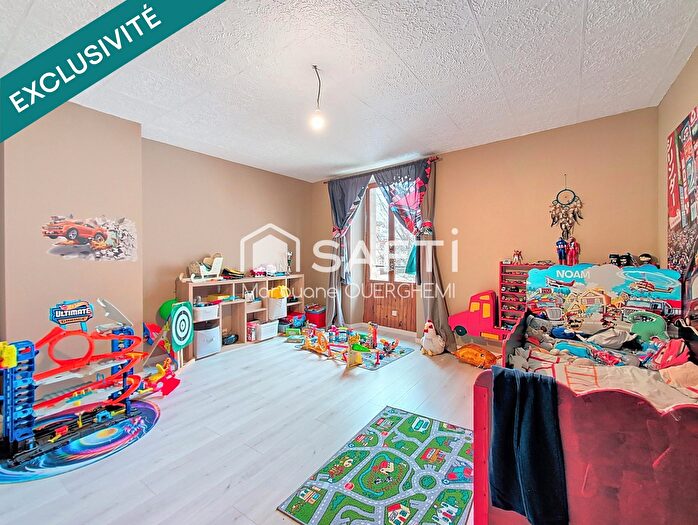 Maisons à vendre et appartements à louer - 3