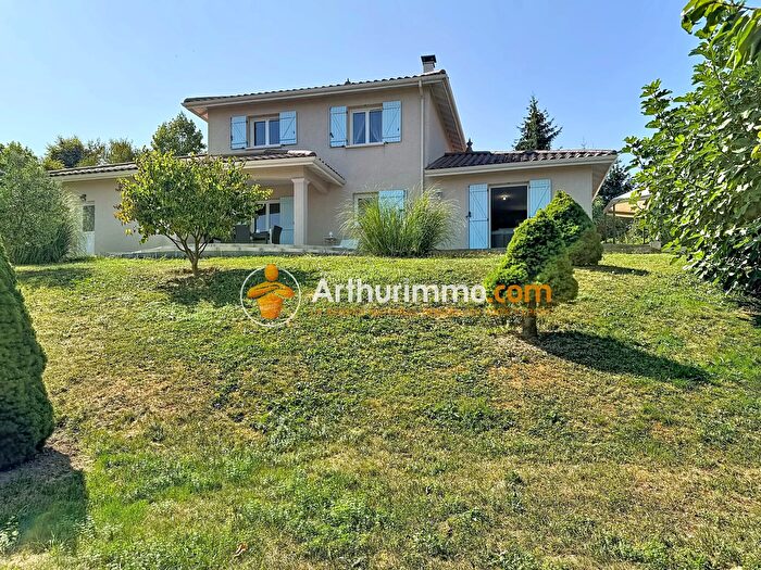 Maison 5 pièces à Bourgoin-Jallieu, à vendre