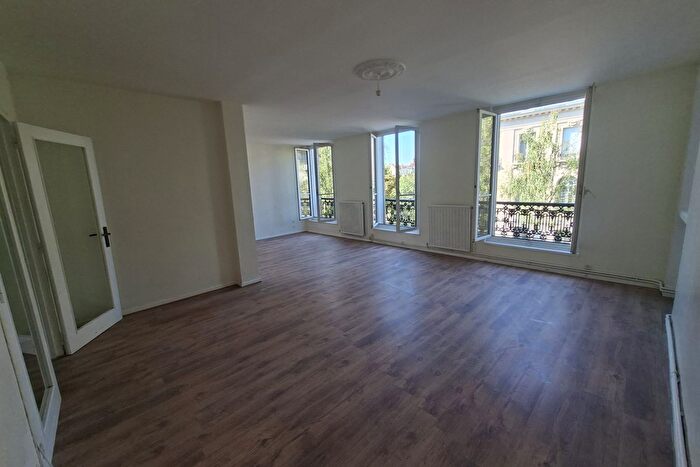 Appartement 3 pièces à Reims, Centre-ville, à vendre