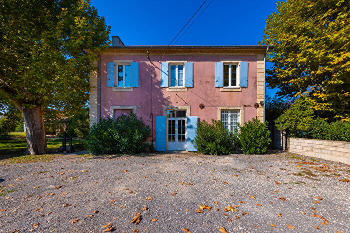 Maison à vendre - Sommières - 6 pièces - 4 chambres