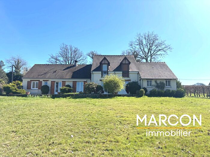 Maison à vendre - Saint-Sulpice-les-Feuilles - 8 pièces - 4 chambres