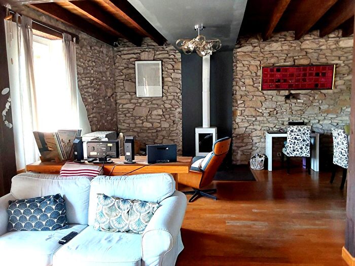 Maison à vendre - Castres, Faubourg Nord - 6 pièces - 4 chambres