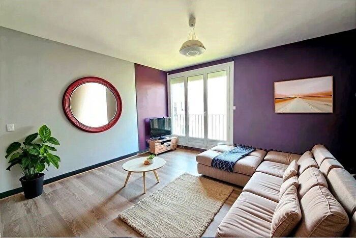 Appartement à louer - Beaulieu-Maladrerie-Saint Paul, Caen - 3 pièces - 2 chambres